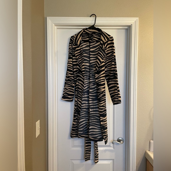 Forever 21 | Jackets & Coats | Nwot Forever 2 Zebra Print Long Coat ...